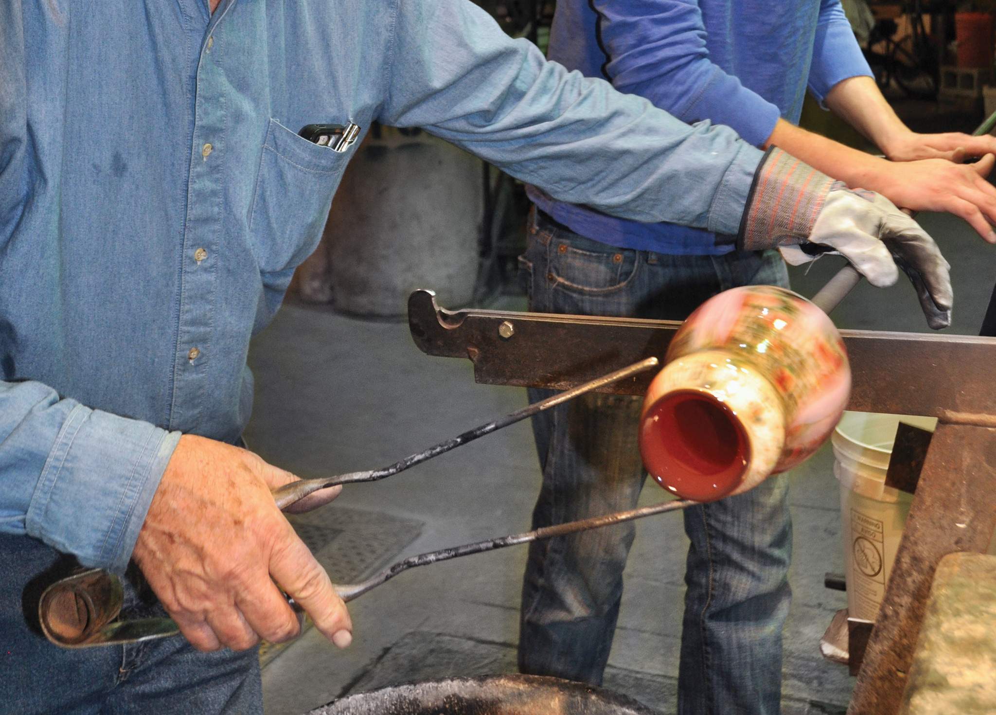 Lotton's Art Glass Studio & Gallery in Crete | Enjoy Illinois