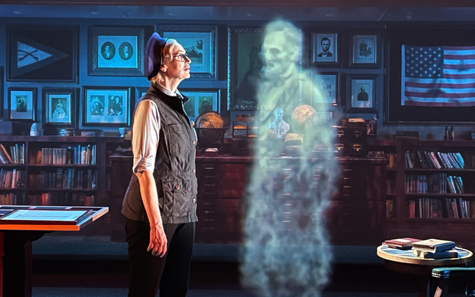 Jane Lynch’s Guide to Illinois | Enjoy Illinois