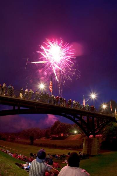 4th of July Fireworks Celebrations in Illinois | Enjoy Illinois
