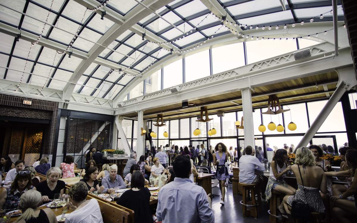 Chicago Rooftop Bars & Patios | Recommend By Locals | Enjoy Illinois