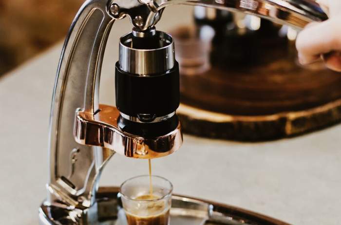 Crown Brew Coffee Co | Illinois Made | Enjoy Illinois