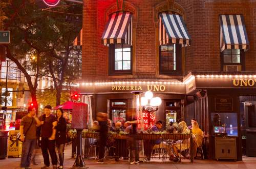 Dishing on Chicago-Style Pizza | Enjoy Illinois | Enjoy Illinois