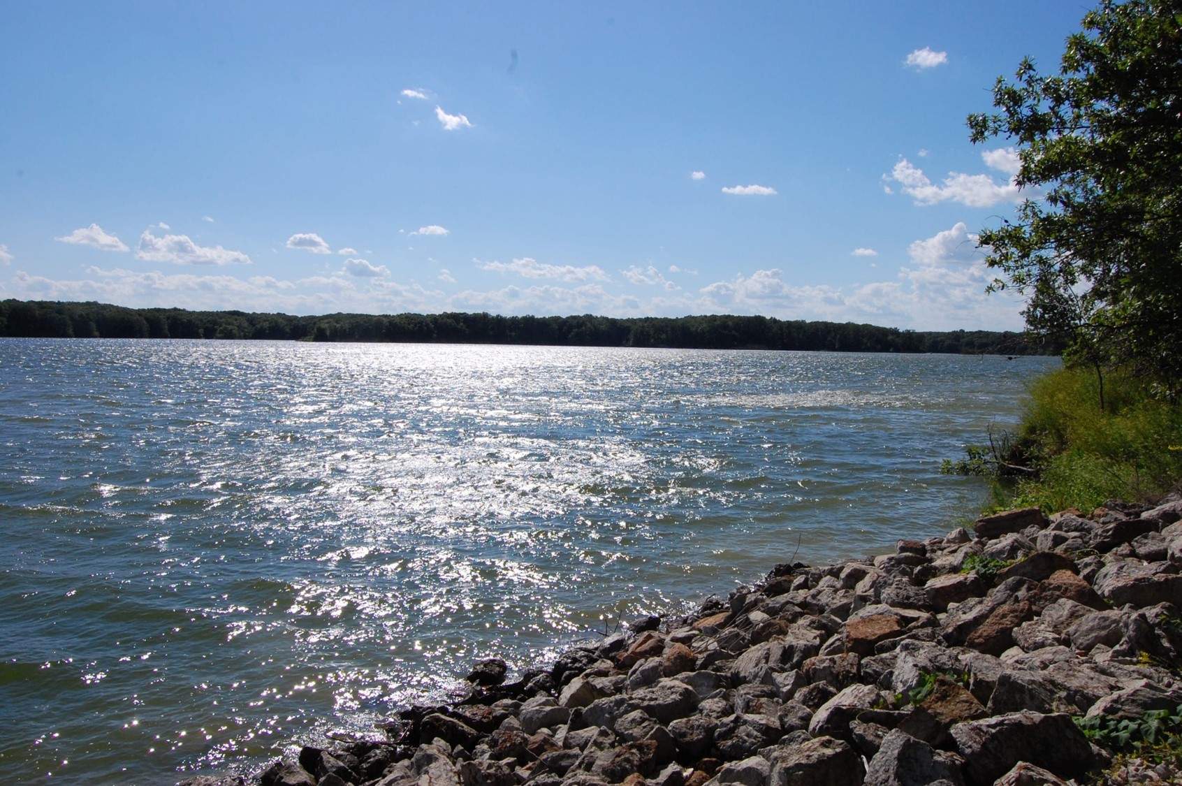 Lake Hop Adventure in Decatur | Enjoy Illinois