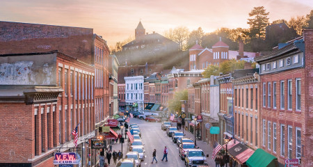 Enjoy a Romantic Getaway in Galena | Enjoy Illinois