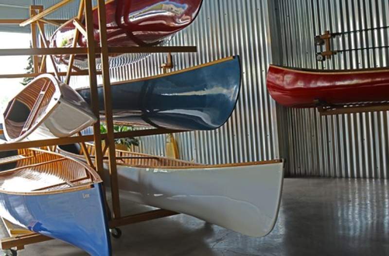 Handcrafted Canoes at Navarro Canoe Co. | Enjoy Illinois