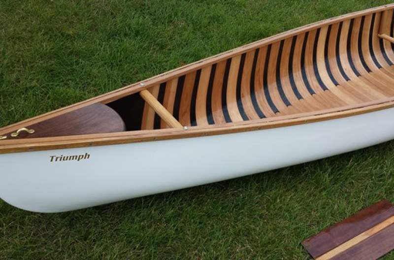 Handcrafted Canoes at Navarro Canoe Co. | Enjoy Illinois