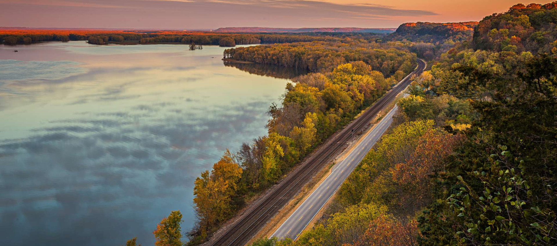 12 Places to View Fall Colors | Enjoy Illinois